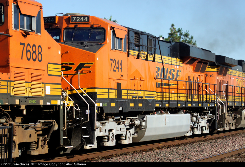 BNSF 7244 Westbound